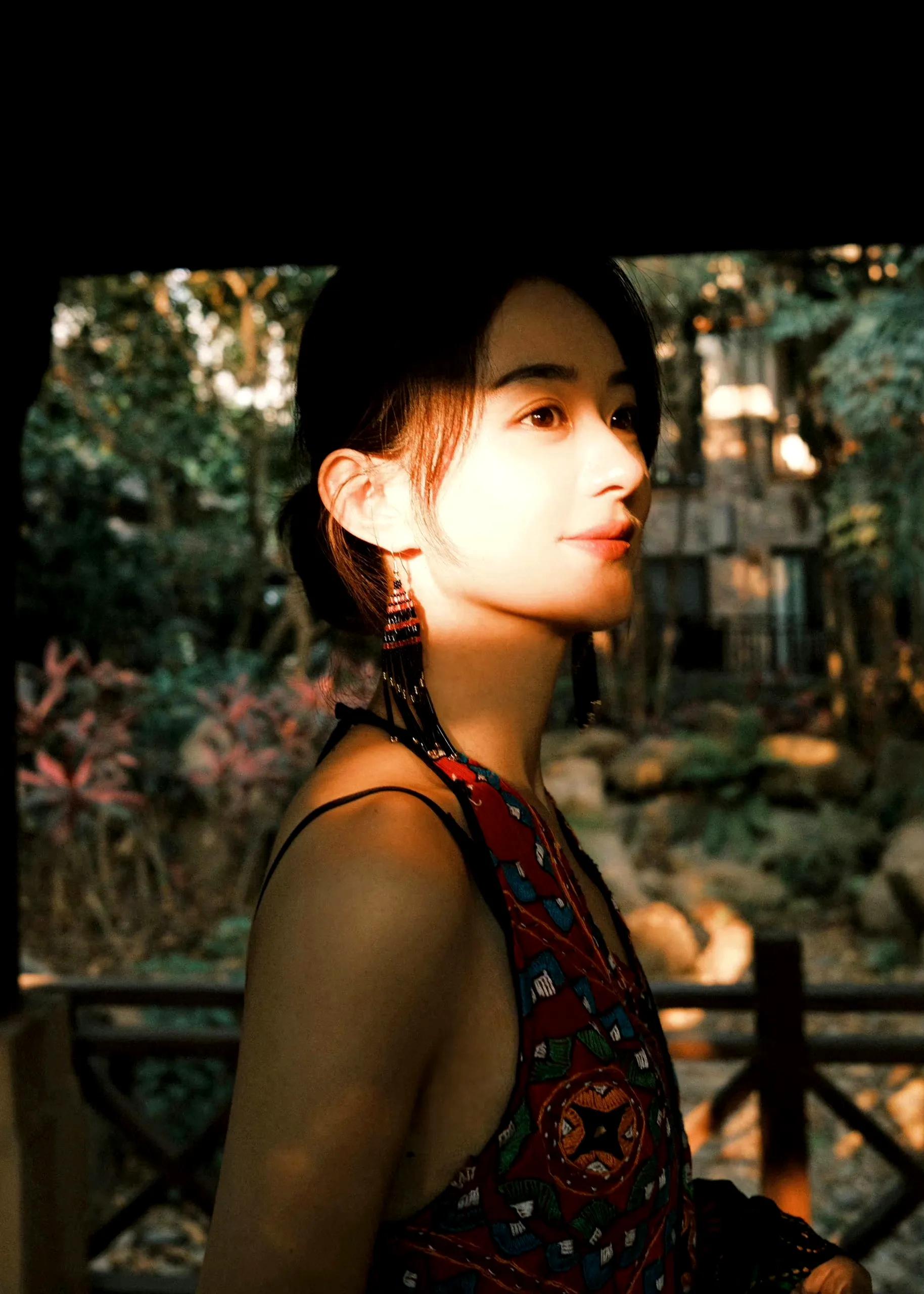 Zhao Liying and Zhou Fang are in the same frame, the constellations ...