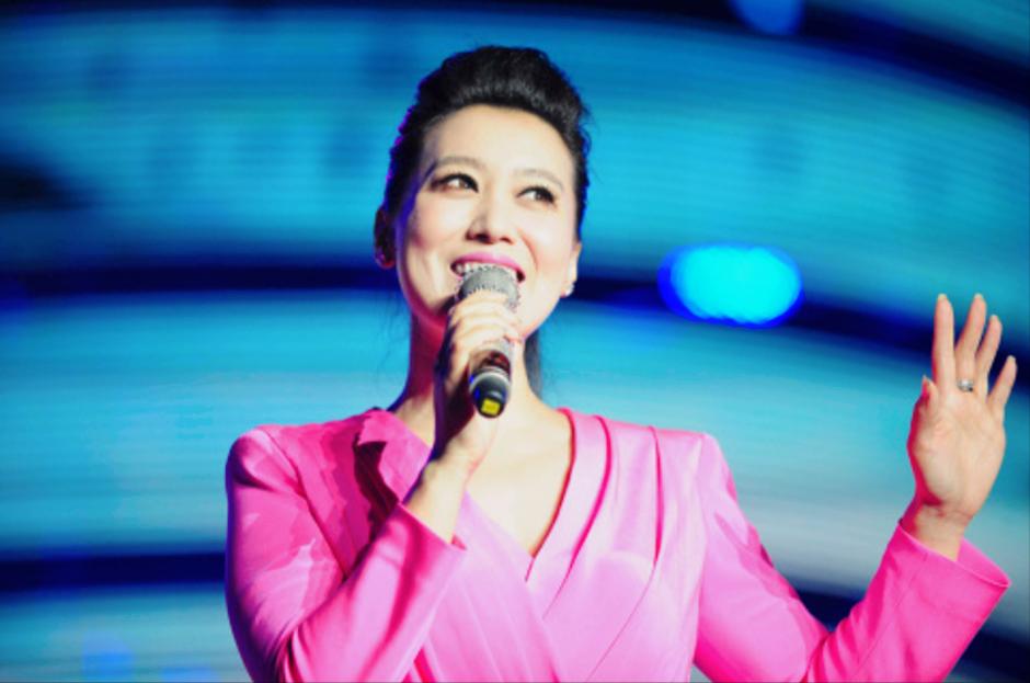 Military singer Tan Jing: Marrying a 9-year-old scientist husband and ...