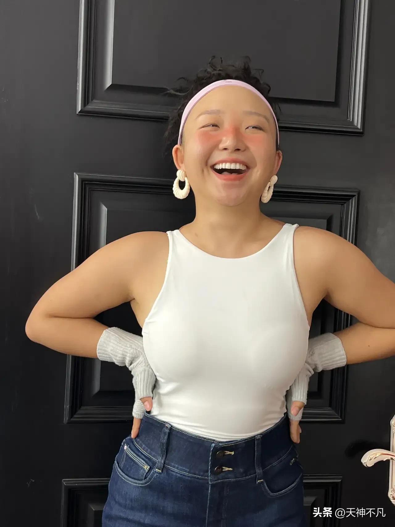 Large-scale photos of spicy Yoko are exposed, with a round figure and ...