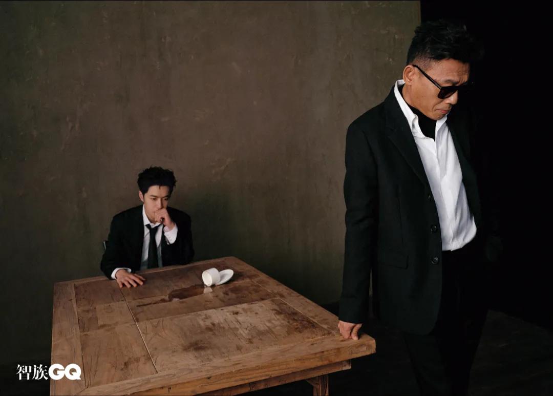 Cheng Er, the filming director of "No Name", asked Wang Yibo to ...