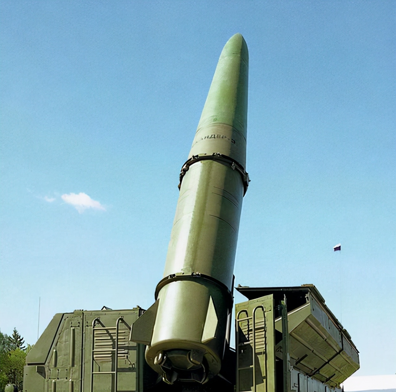 Our BP tactical missile system can defend the air at close range and ...