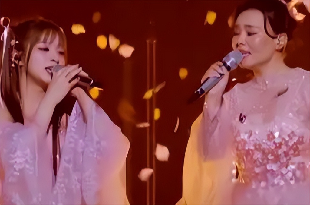 On May 13, Gong Linna Meiyi Liya's "Flower Sea" lost to "Kiss Goodbye ...