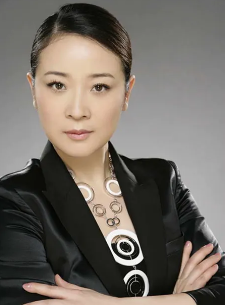 Actor Chen Xiaoyi: Separating from her husband for 11 years - iNEWS