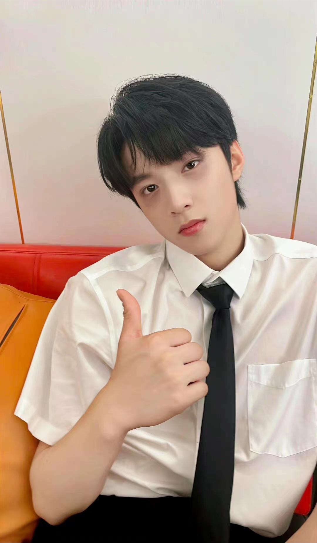 Liu Yaowen: Leave a better self to the next year - iNEWS