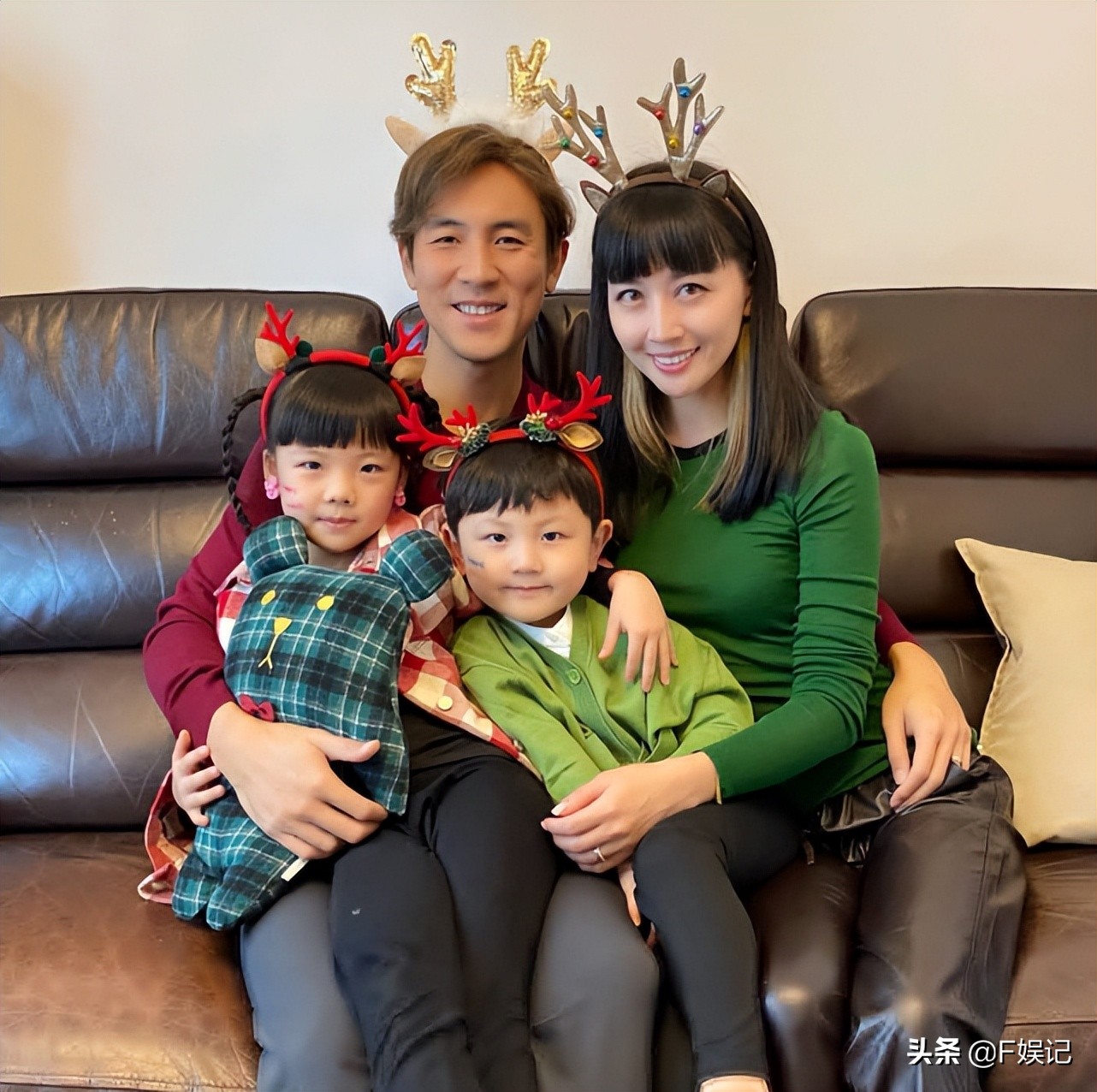 TVB actor Tan Junyan is filming in the mainland, and his family ...