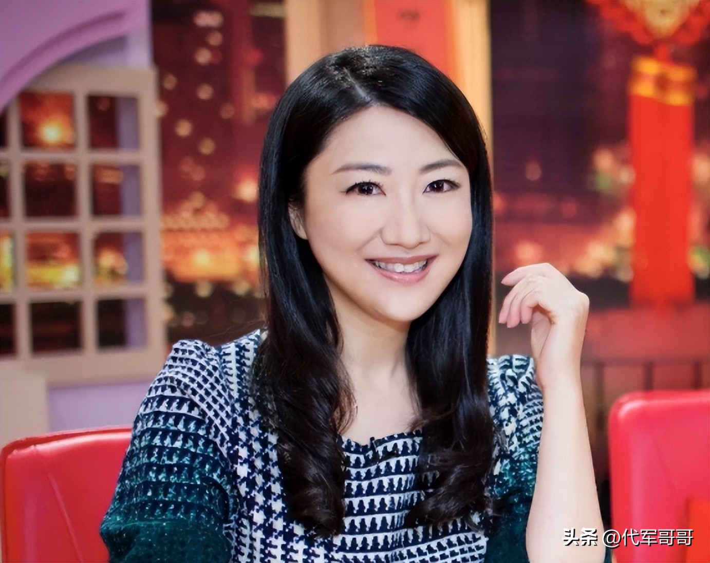 Beauty host Yang Lei: Married to a rich man in a flash marriage but was ...