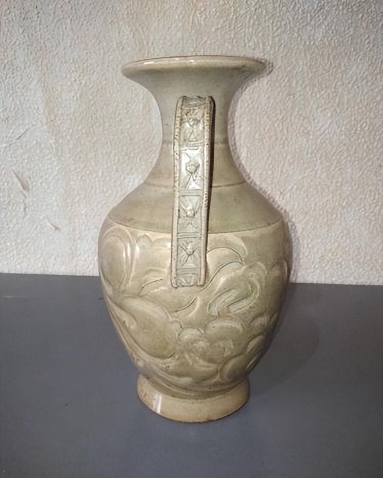 Never before! Taste the great art of porcelain from the beautiful and ...