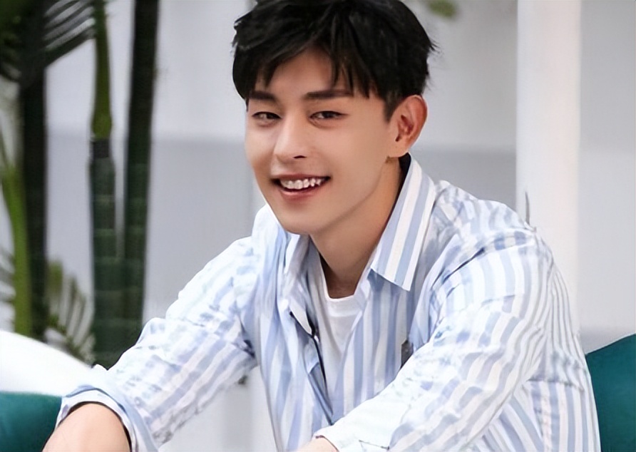 This time, the 32-year-old Deng Lun made the world look different - iNEWS