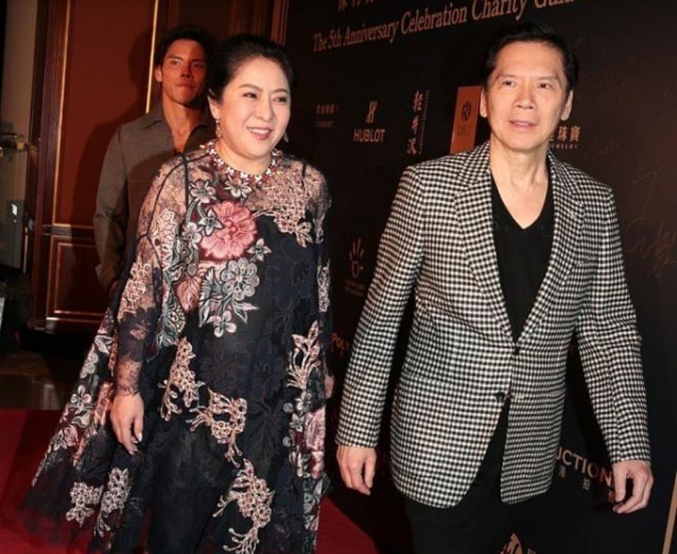 Xiang Tai's extravagance is in his bones, and he likes to wear "flower ...