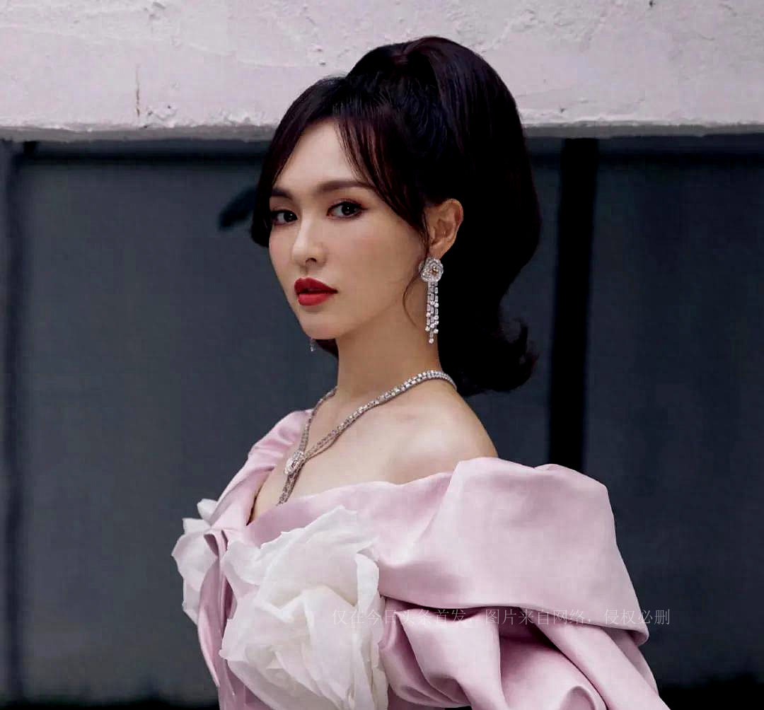 Cook and hard-working actor, Wei Daxun, Baby Sound, Tang Yan, Song Zuer ...