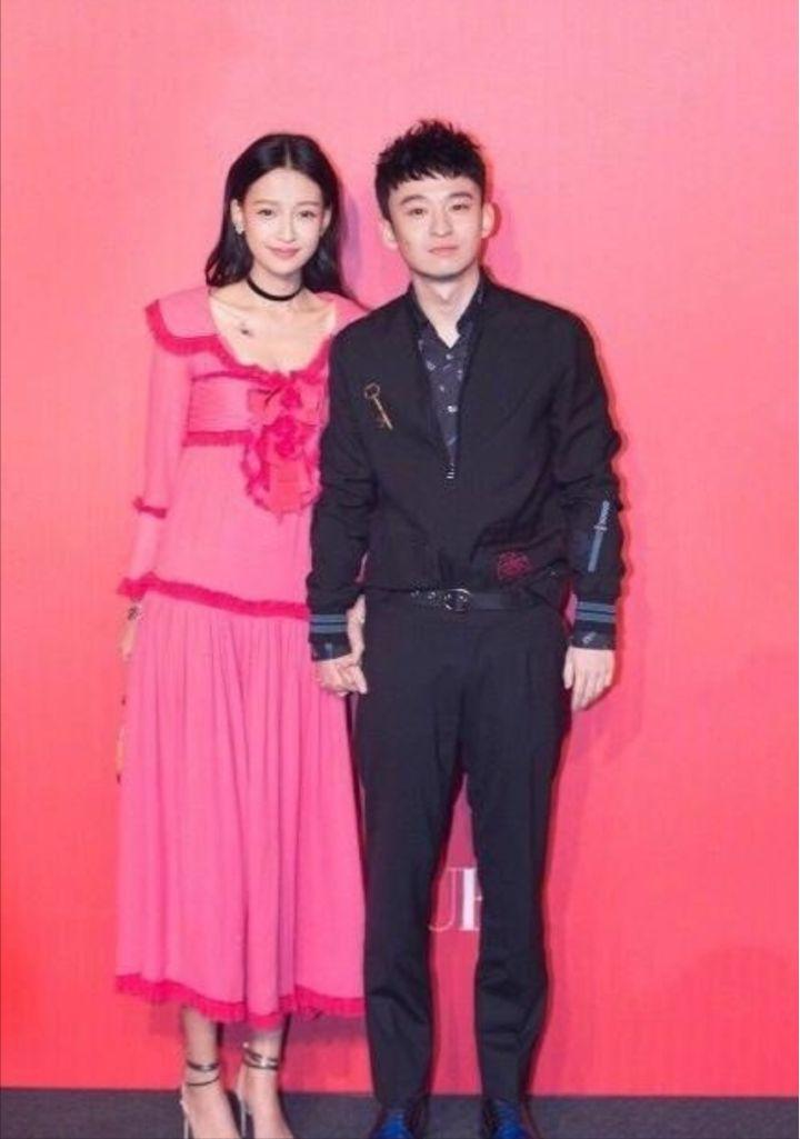 Sun Yi and Dong Zijian officially announced their divorce, netizens: no ...