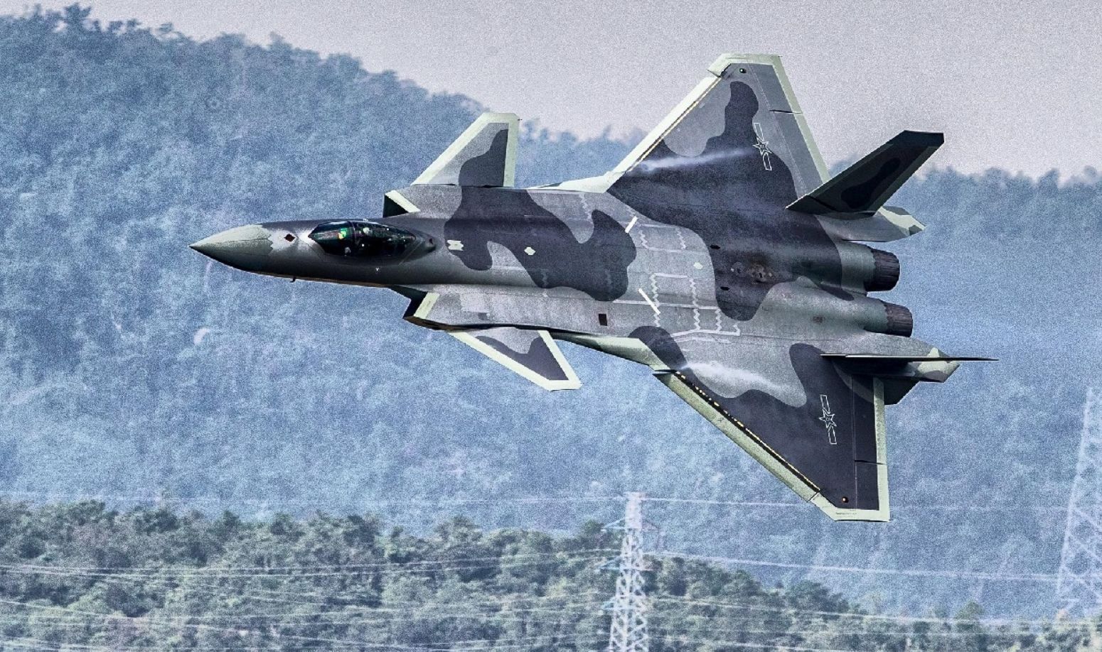 The J-20 will be fully equipped with a turbofan 15, with a thrust of up ...
