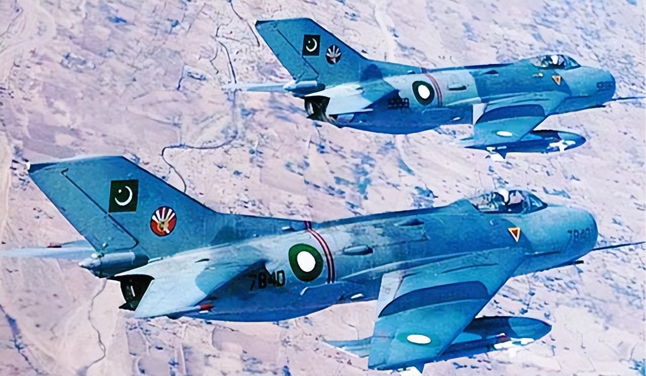 Somalia bought 26 J-6s, but was only willing to pay half of the ...