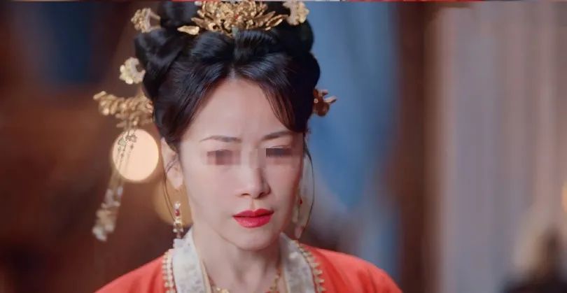 After 16 years of "Yanzhaomen", she made a high-profile comeback: now ...