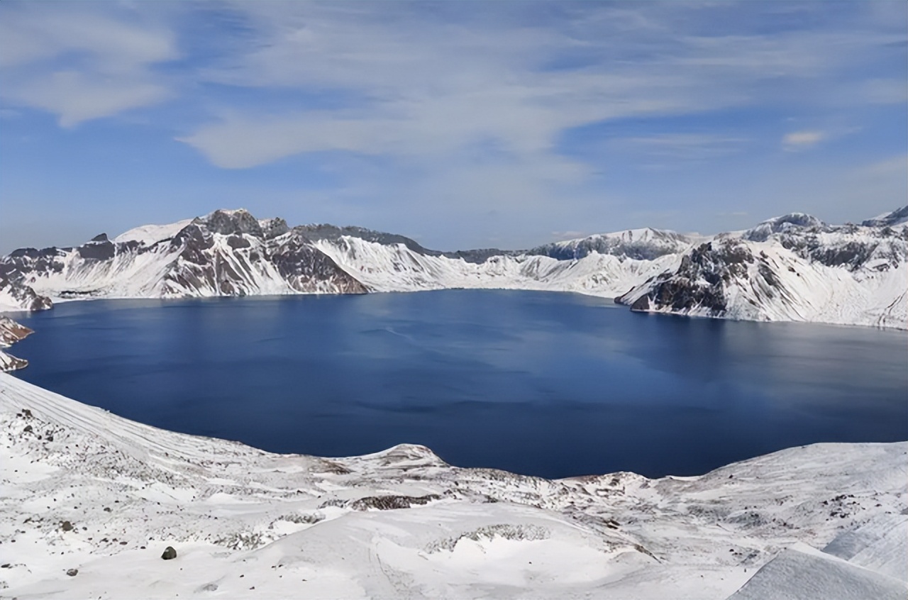 Is the Sichuan Basin a crater or a crater?Its experience is much more ...