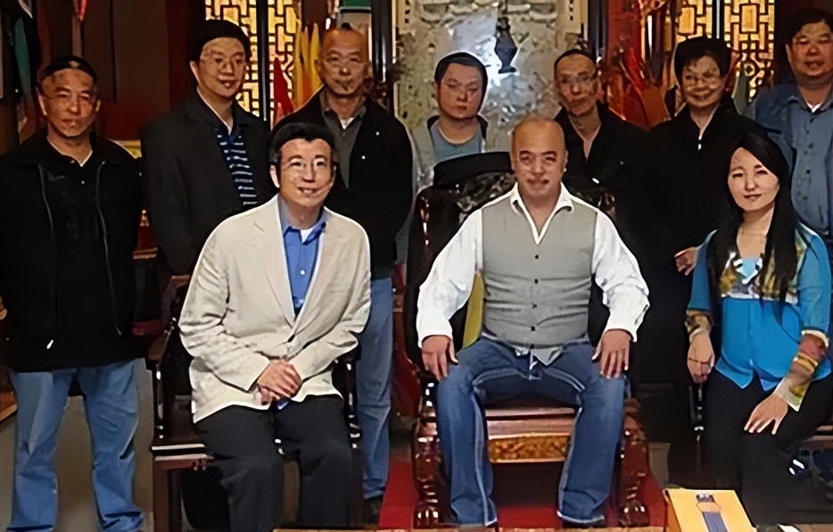 The Jianghu Road of Zhou Guoxiang, a Chinese-American black lord-2900 ...