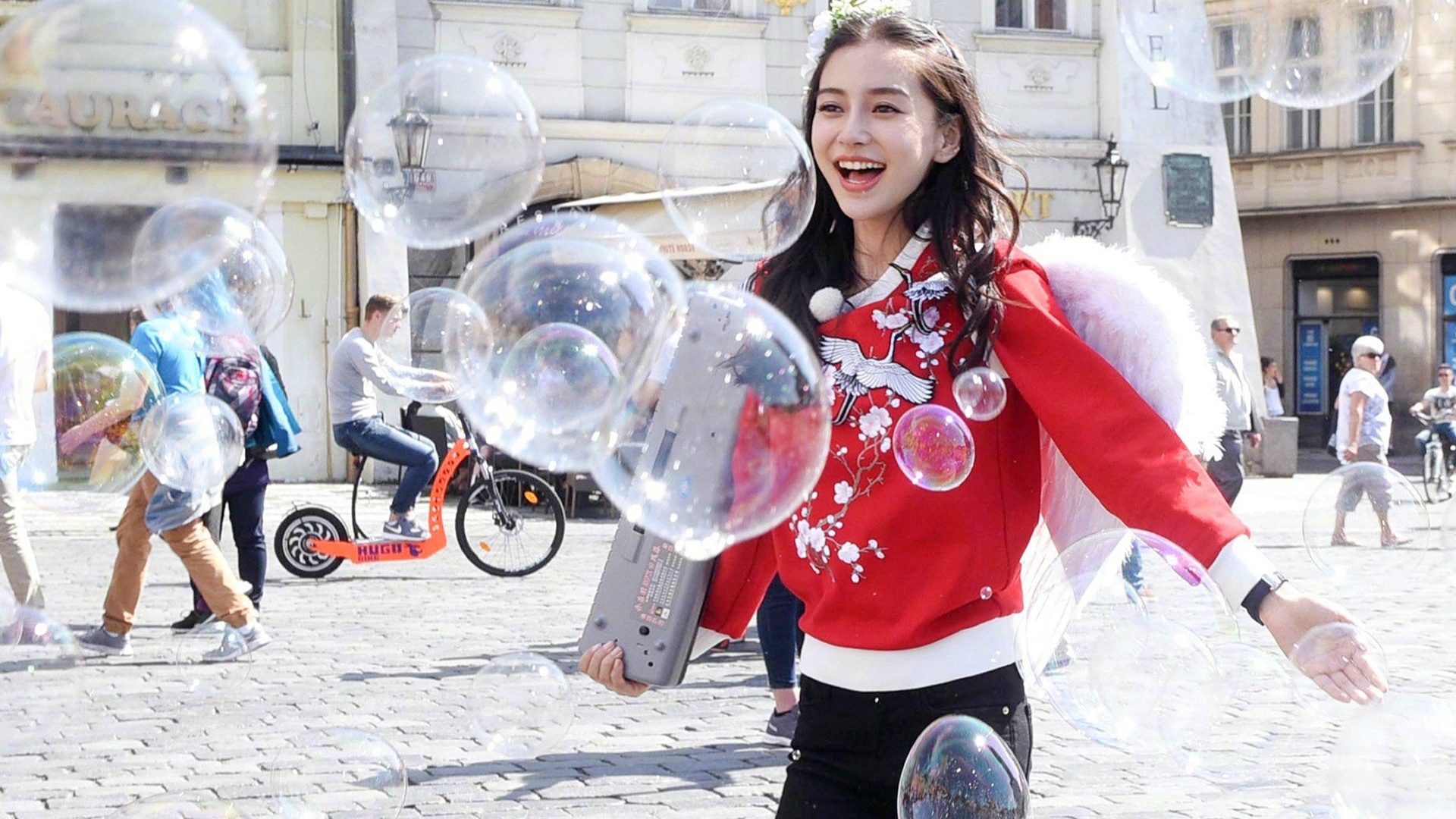 Because of Di Lieba's Dior incident, Yang Ying's resource status was ...