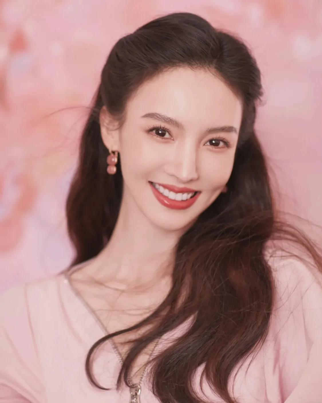 Fanfan said: Gong Jun, Yang Zi, Liu Shishi, Dou Xiao, Yang Mi, Zhou ...