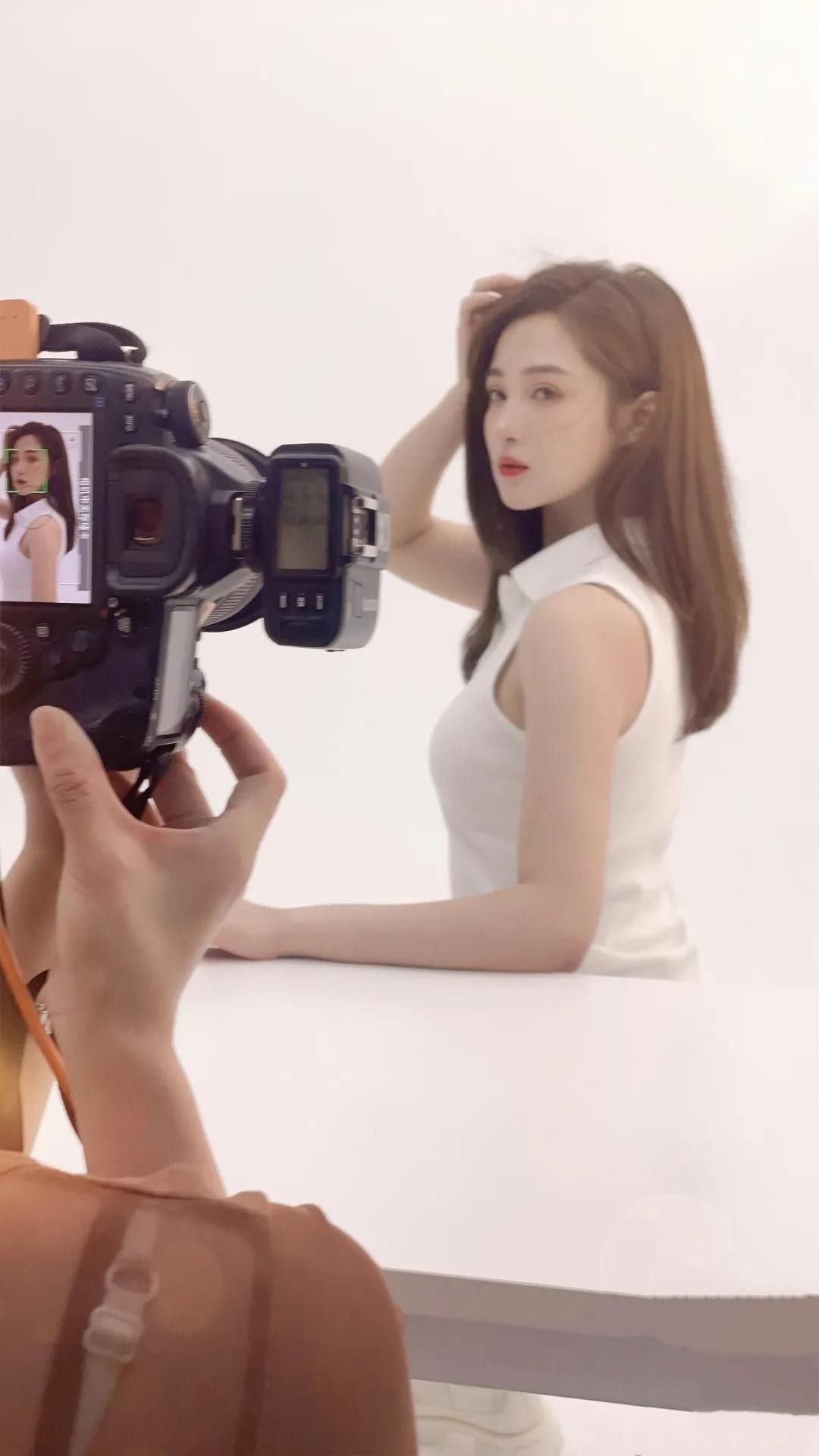 Sun Jialu, a sweet and pleasant new flower - iNEWS