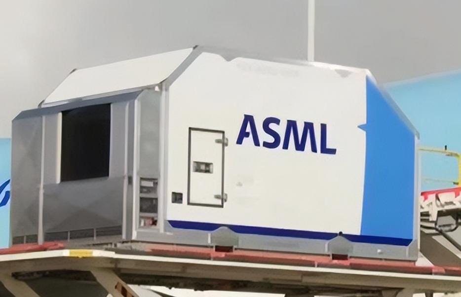 這是怕了？ASML突然變臉：中國自研光刻機是破壞全球晶片產業鏈 - 資訊咖