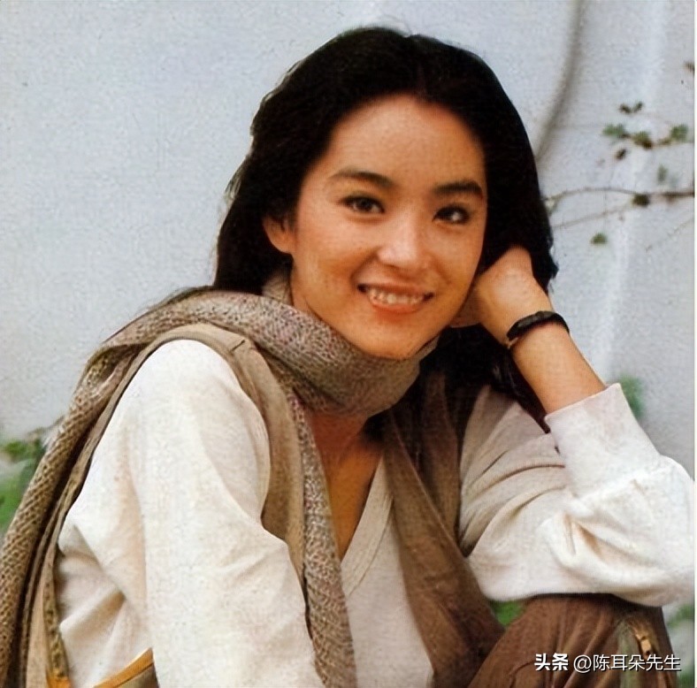 Brigitte Lin talks about Li Lianjie, sings about wine, and the geometry ...