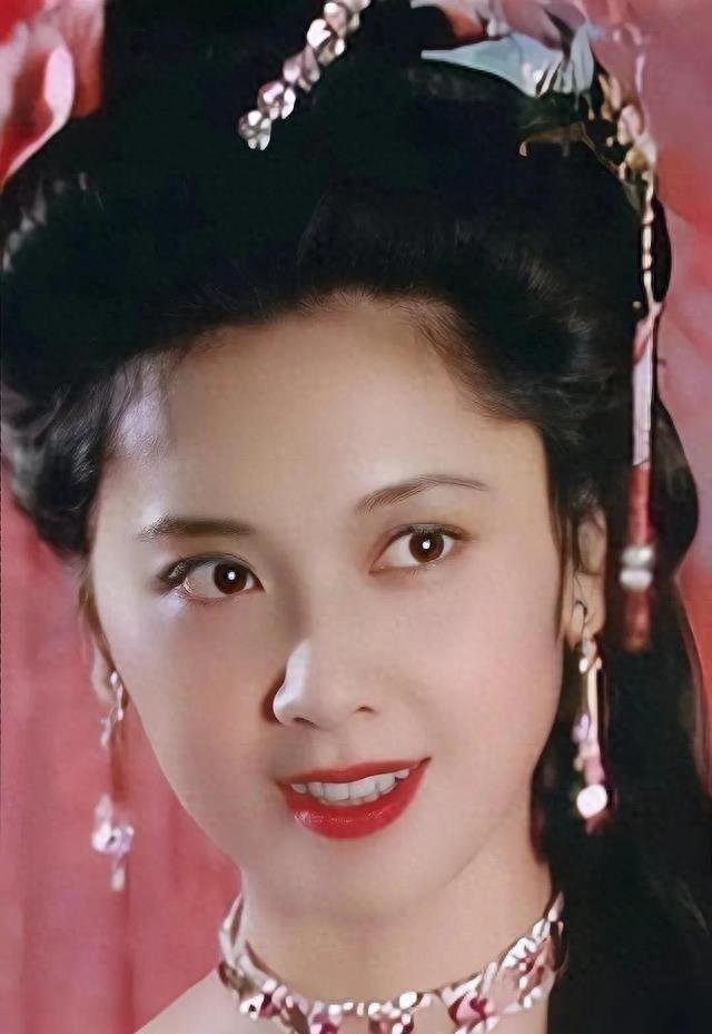 Seeing the 71-year-old Zhu Lin's aging appearance, I realized that the ...