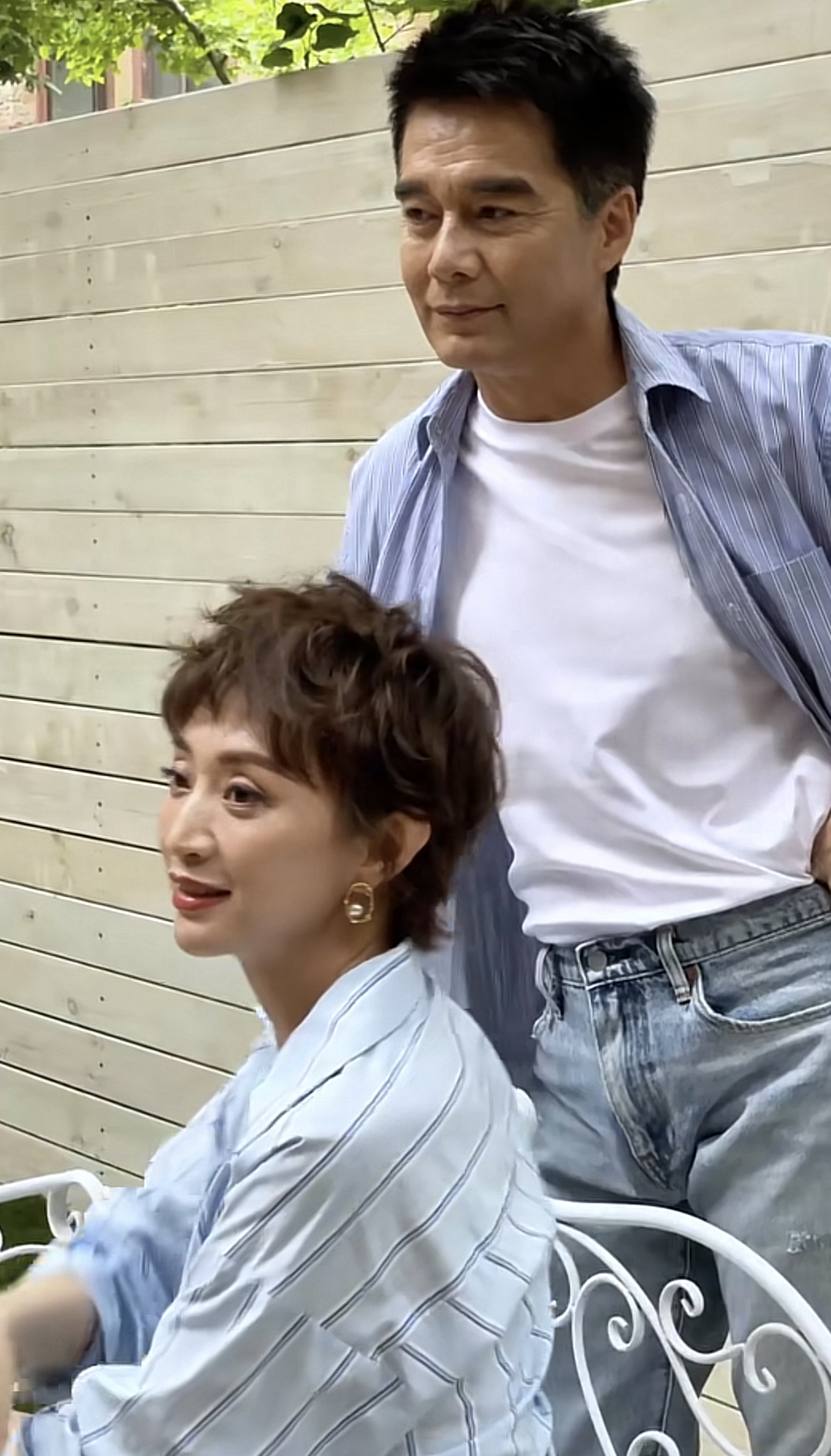 Xu Yajun and his 12-year-old four-married wife Hanxiu love each other ...