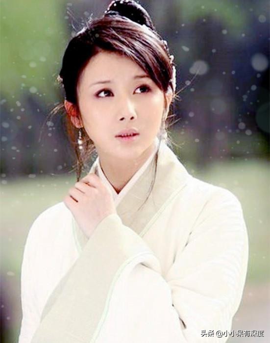 The 42-year-old Sun Feifei took photos, married a good husband, and she ...