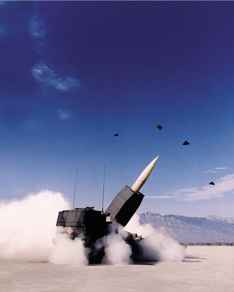 M142 HIMARS American HIMARS multiple rocket launcher - iNEWS