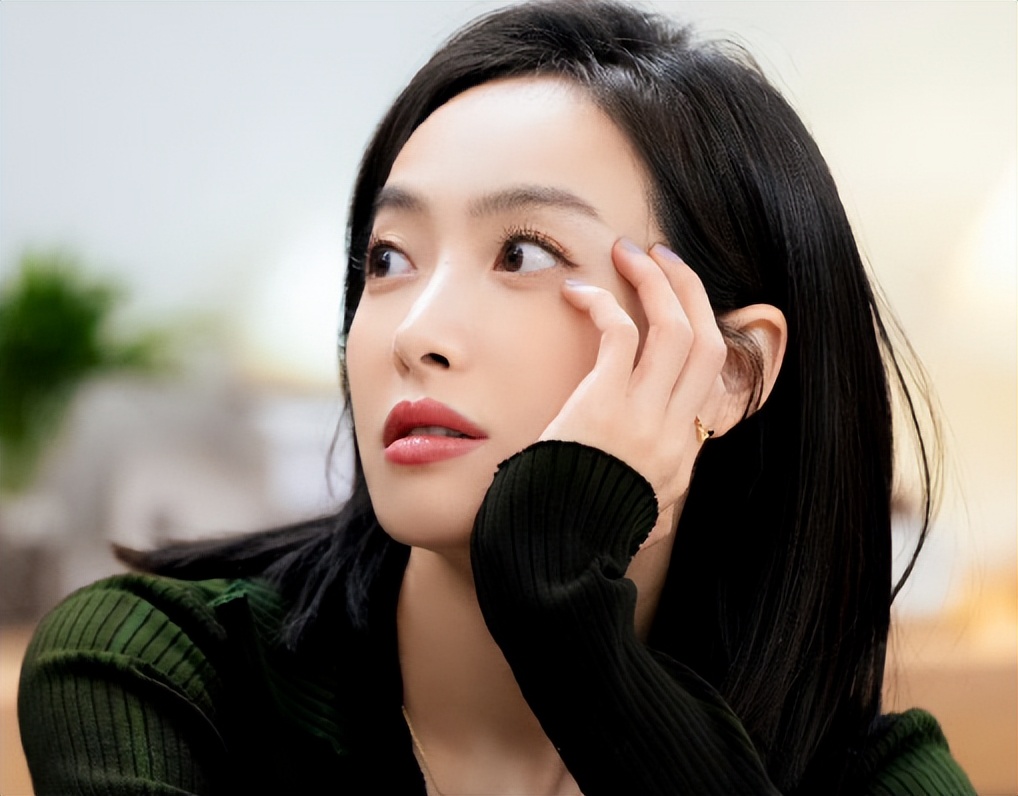 Song Qian, who revealed Yang Yang's "true face" in one word, is no ...