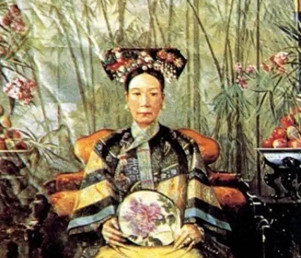 Empress Longyu: Guangxu didn't love her, Cixi didn't like her, she was ...
