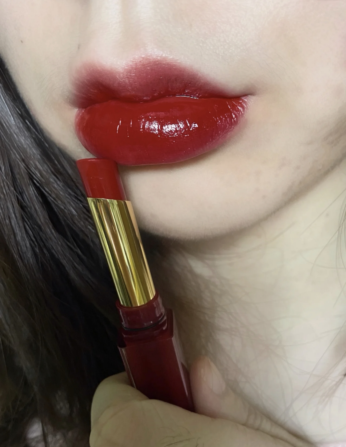 Beauty is not accidental. Choosing the right lipstick is the key. These ...