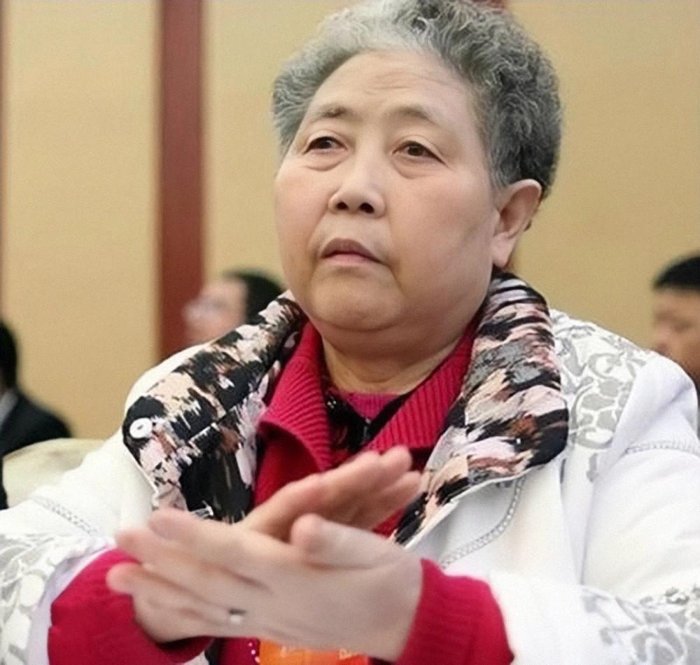Laoganma Tao Huabi: Her two sons are not good enough and she cannot ...