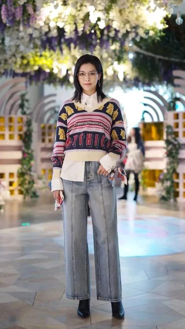 Longtan Road Street Photo - iNEWS