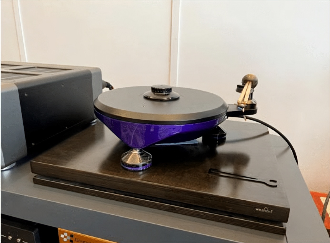 Grand Prix Audio Monaco V3.0 Vinyl Turntable - iNEWS
