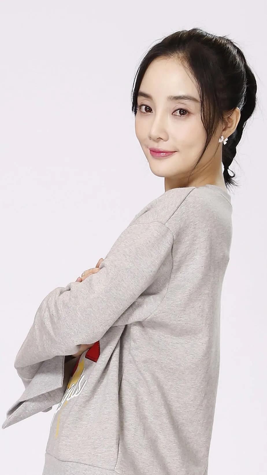 Star Wallpaper: Li Xiaolu - iMedia