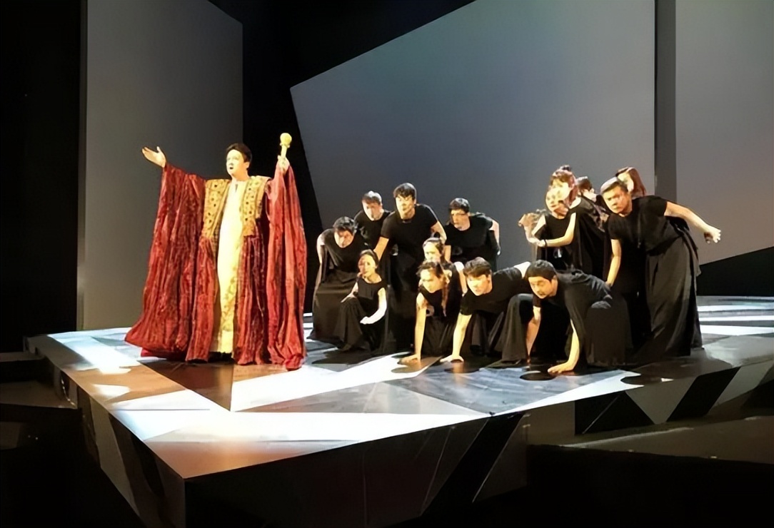 Where are the tragedies in ancient Greece? - iNEWS