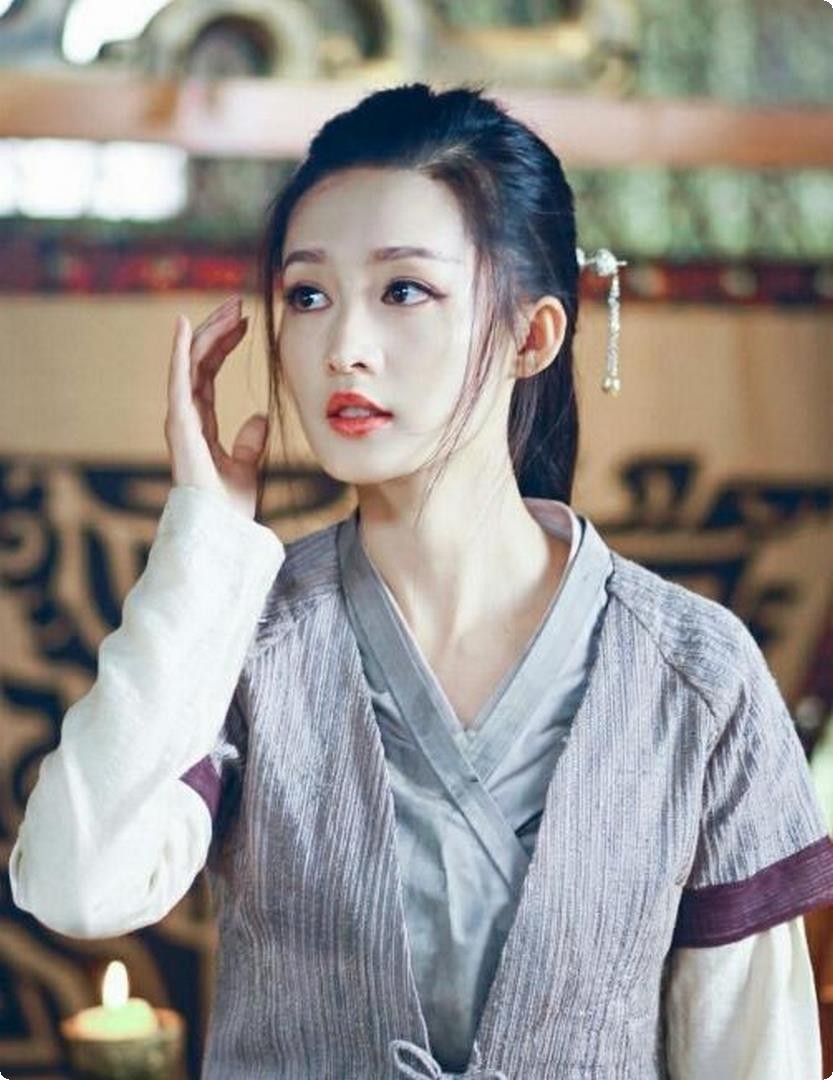 Li Qin: Giving up the "iron rice bowl" and changing careers to become ...