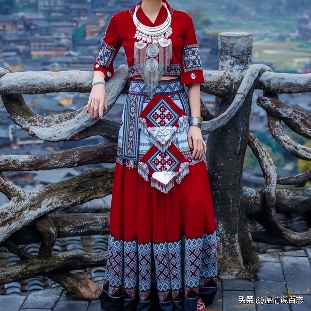 Dancing colors in the mountains and forests: the charm and art of Miao ...