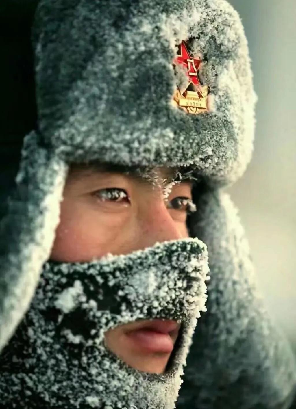 Chinese soldiers: thin but invincible? Explore the truth of actual ...