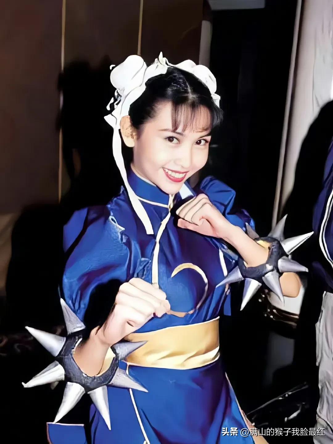 Qiu Shuzhen's early cosplay Chunli 4K restoration picture straight shot ...