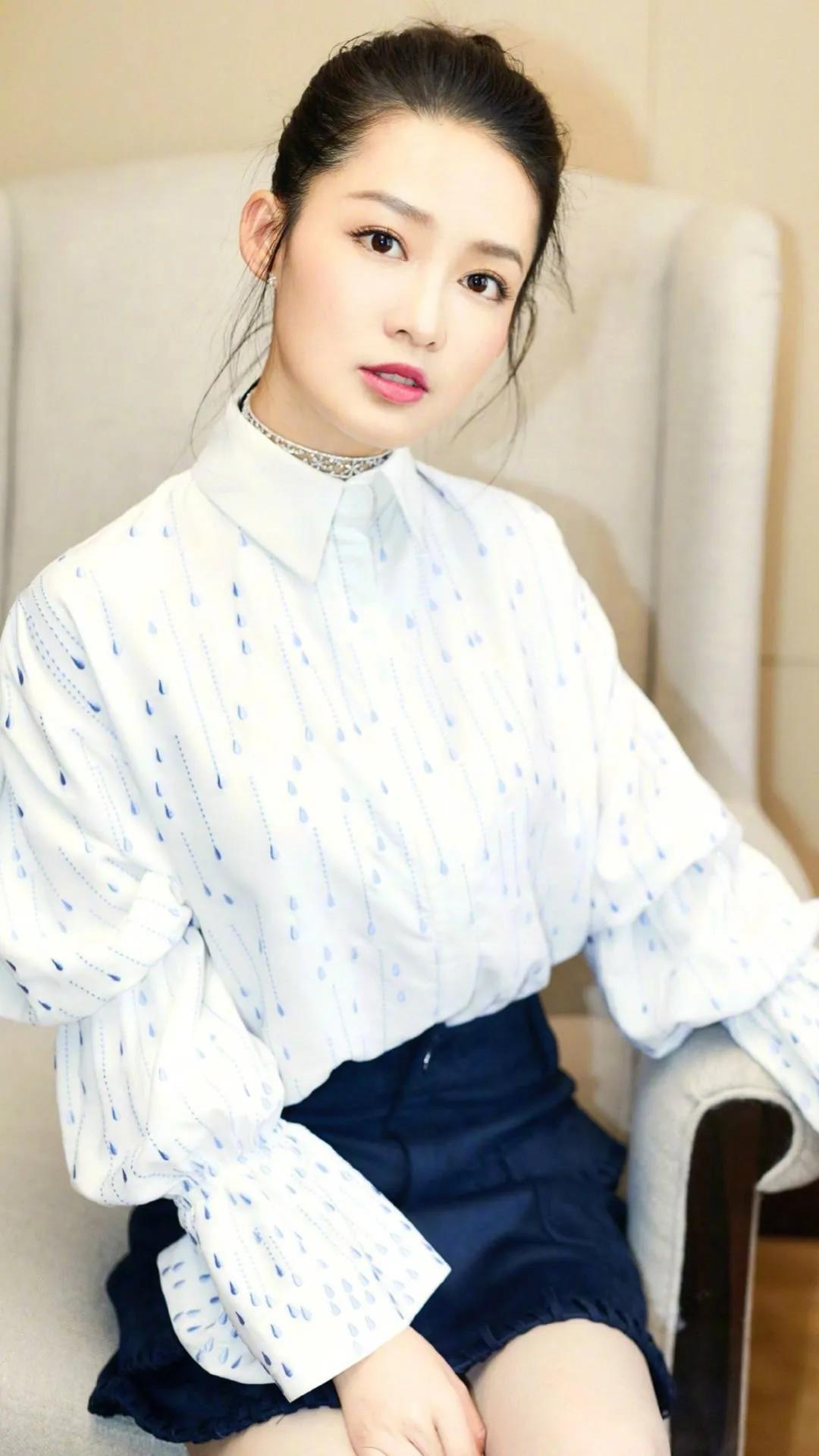 Celebrity photo: Li Qin - iNEWS