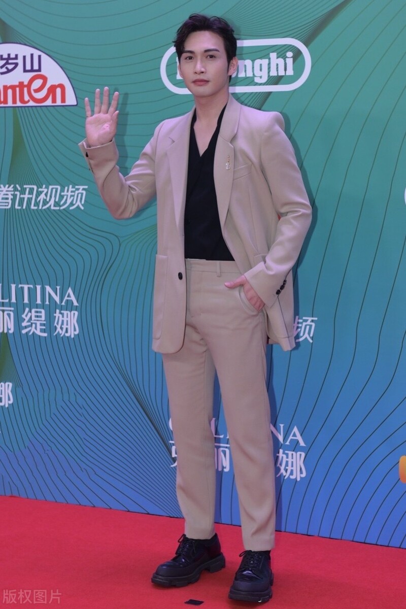 Yang Chaoyue Zhang Binbin, Huo Jianhua Wen Zhaolun, Asa Zhu Yilong ...