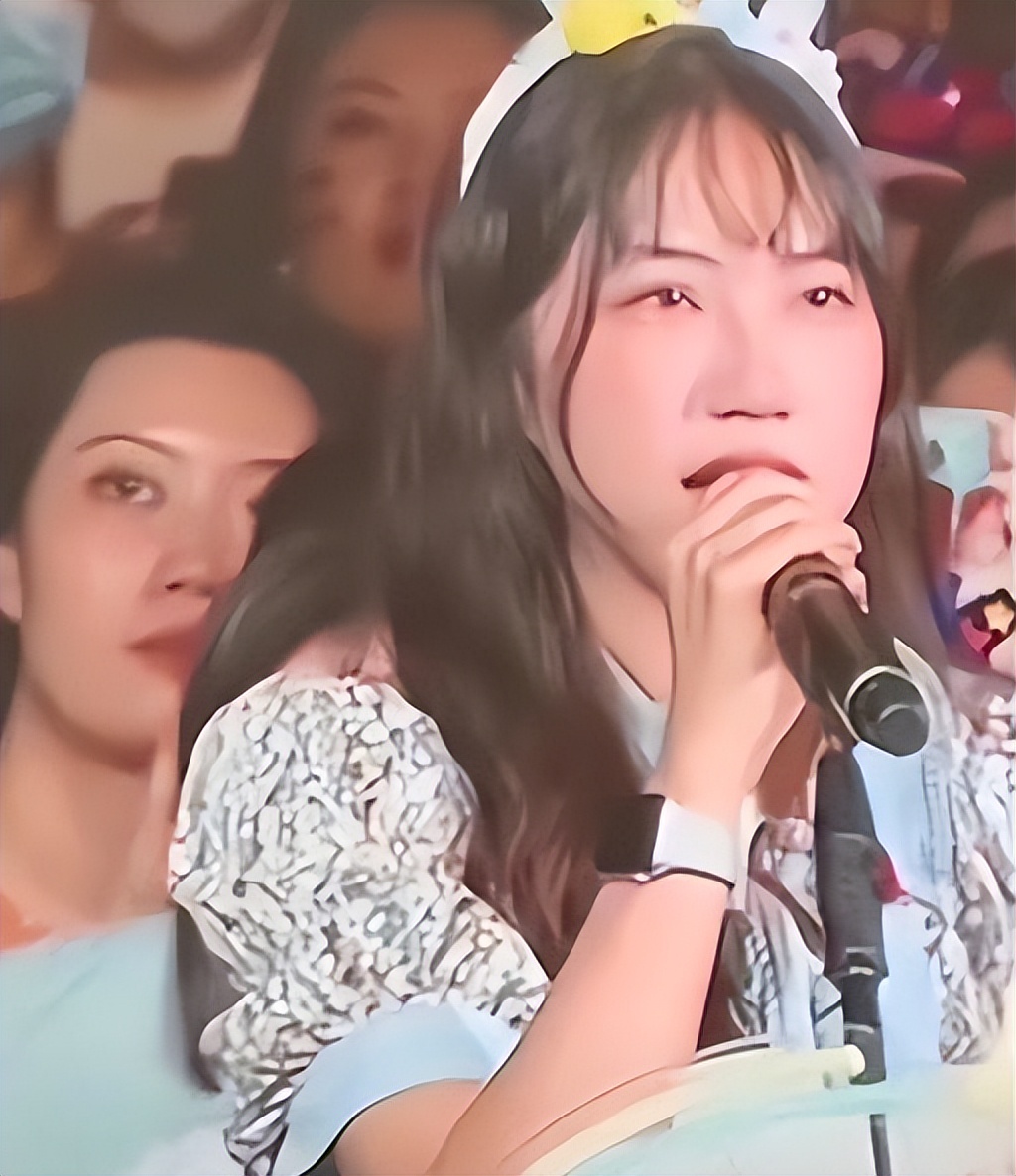 This time, the 56-year-old Ren Xianqi surprised the world - iNEWS