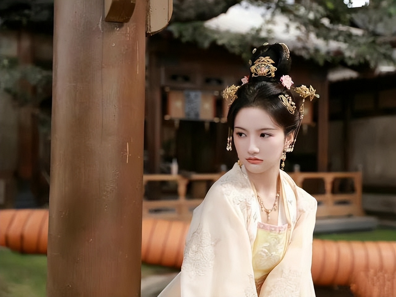 The scheming queen VS the charming queen!"Ning'an is like a dream ...