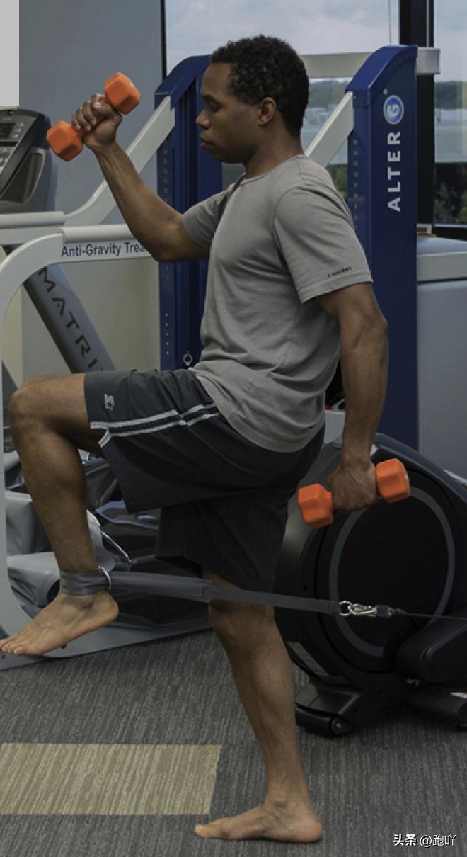 Do runners have no muscles?That's because I didn't show off my figure ...