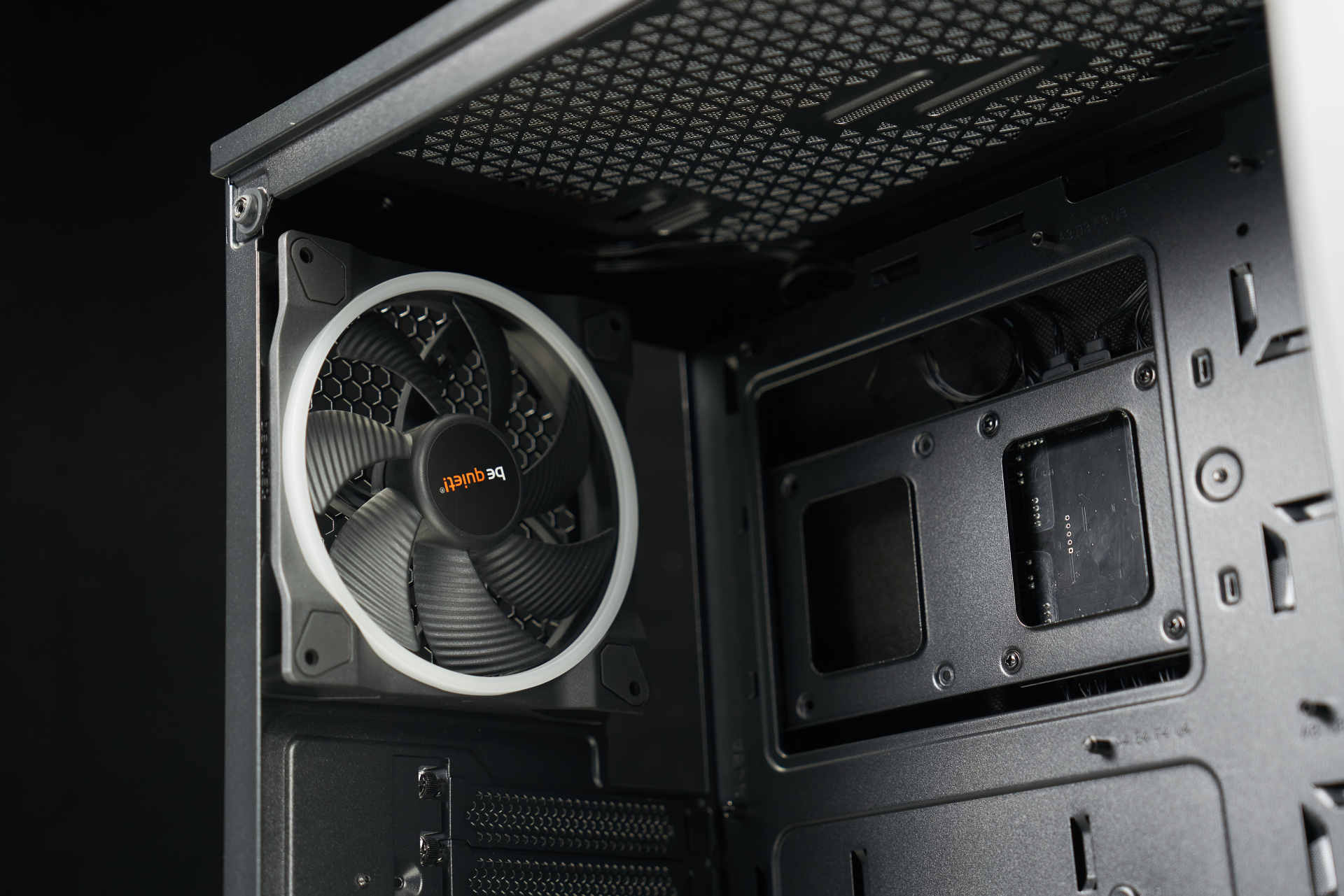 be quiet!How about the water cooling of the RGB chassis? - iNEWS