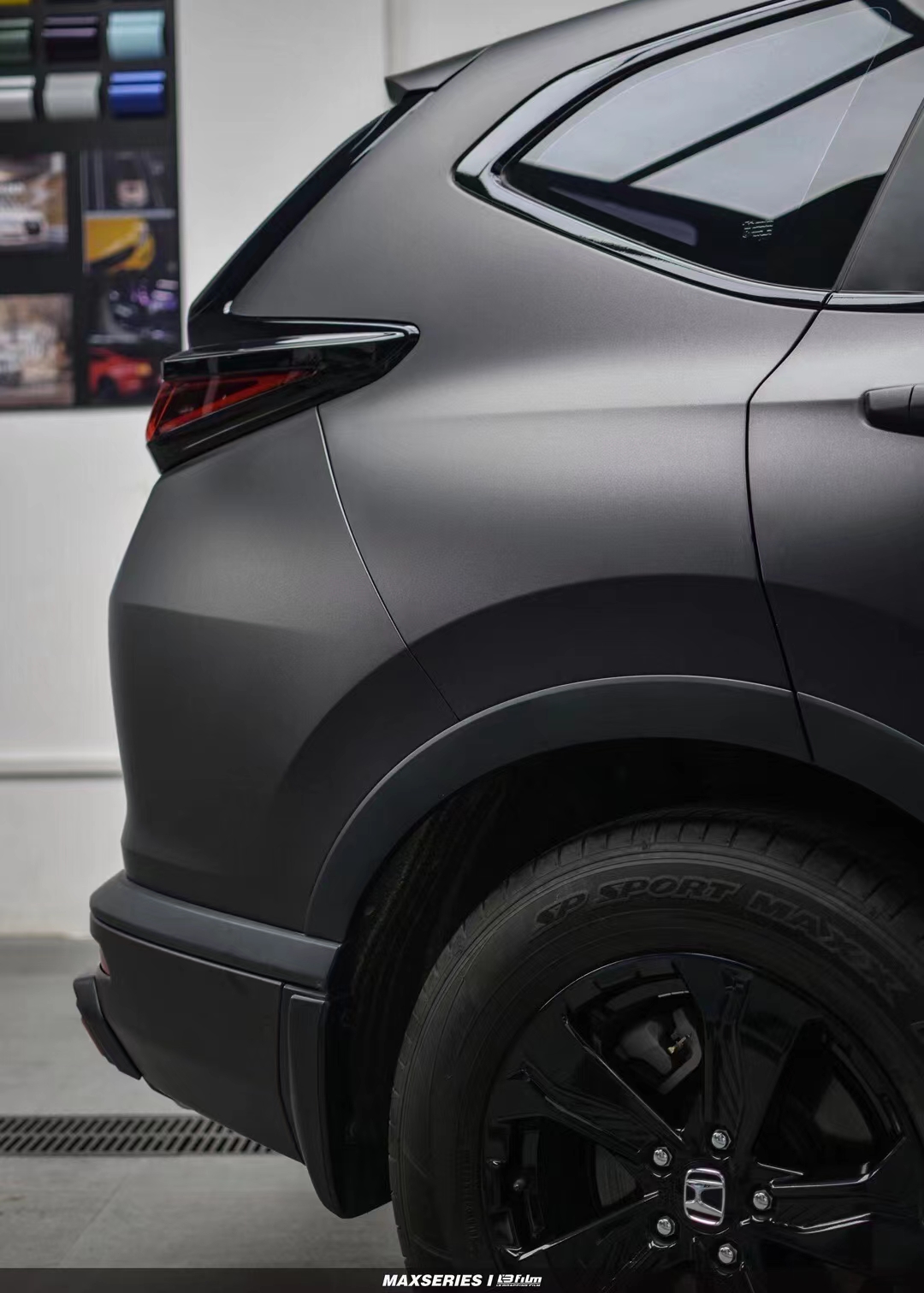 LB color changing film flashes black and purple, and the sense of ...