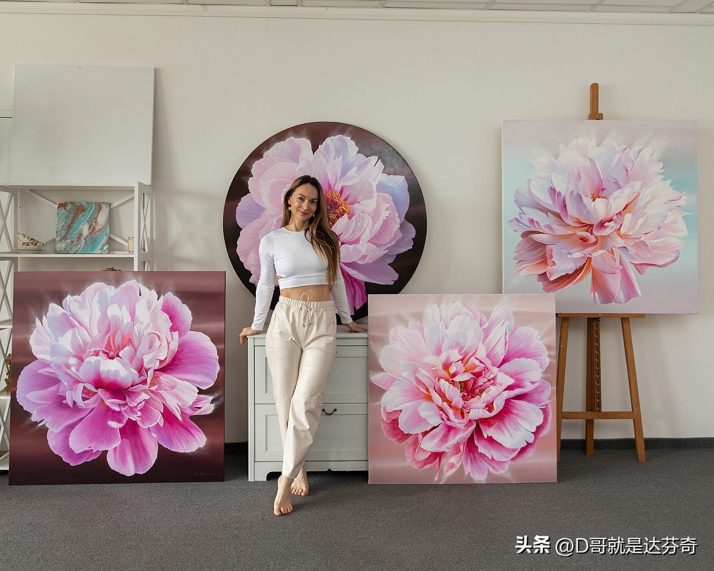At the age of 46, she only loves "flowers" and draws "flowers", she is ...