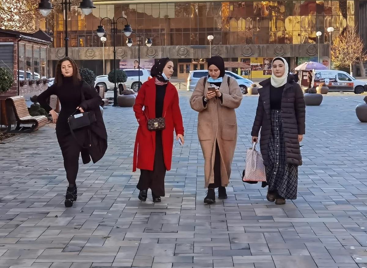 Why are Chechen girls banned from wearing pants? - iNEWS